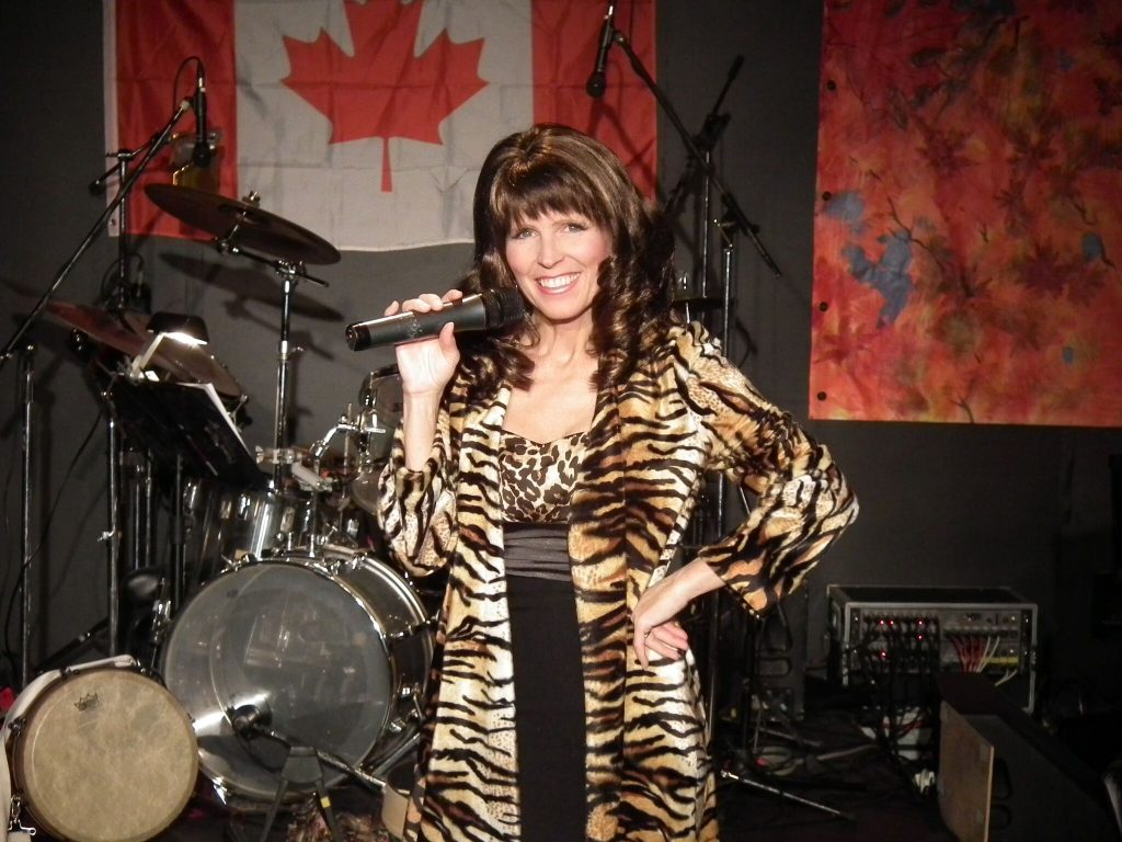 Romance Brings Leisa Way Back to Grand Bend – Entertain This Thought